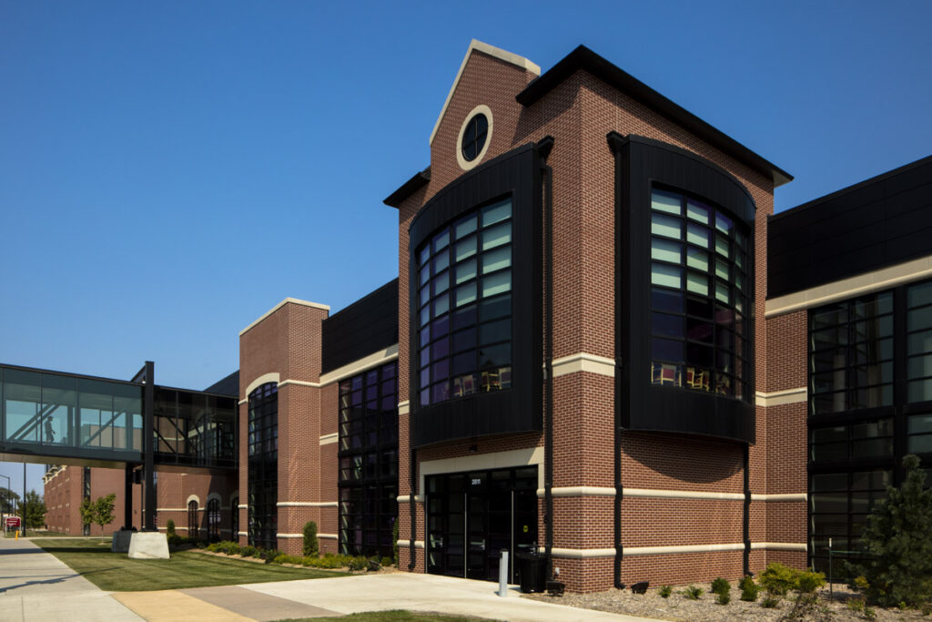 Grand View University - Student Center - SGH Concepts