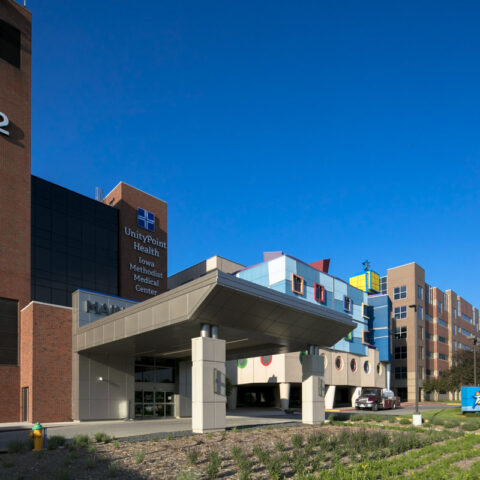 Iowa Methodist Medical Center Emergency & Main Entrance - SGH Concepts