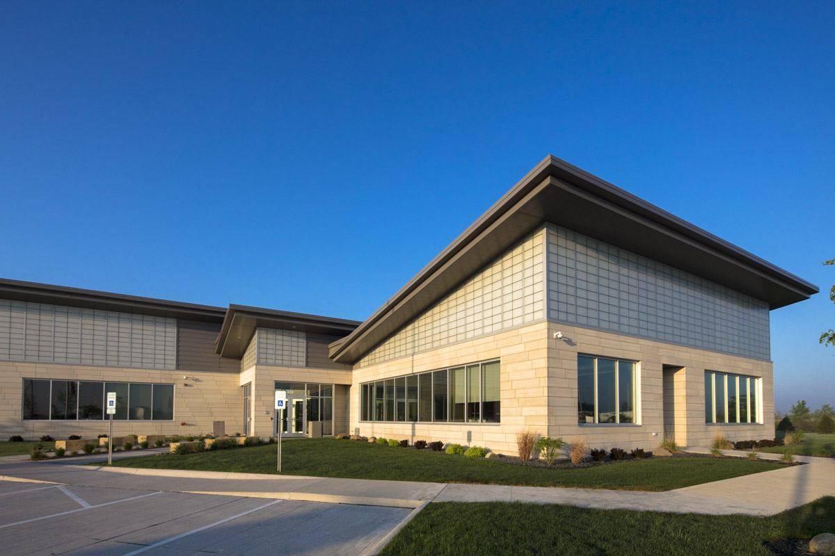 Miron Construction Offices - SGH Concepts