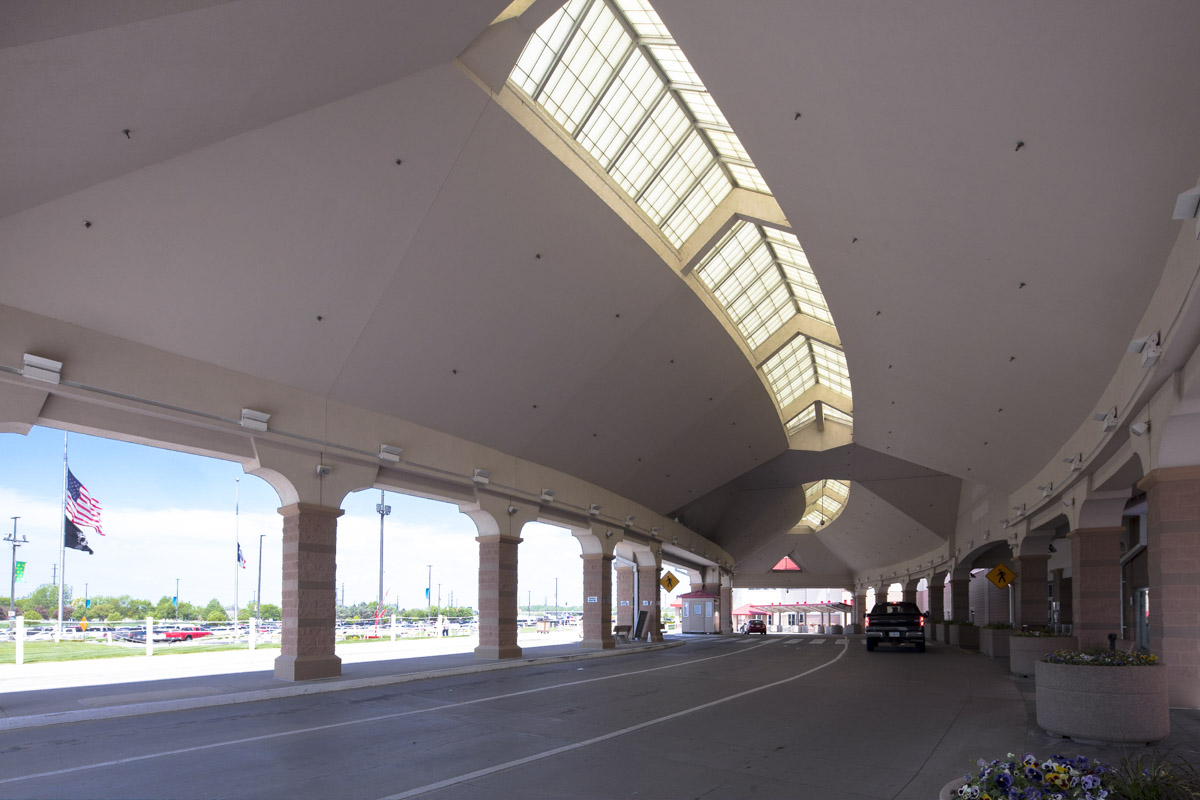 Prairie Meadows Casino Racetrack Hotel - SGH Concepts