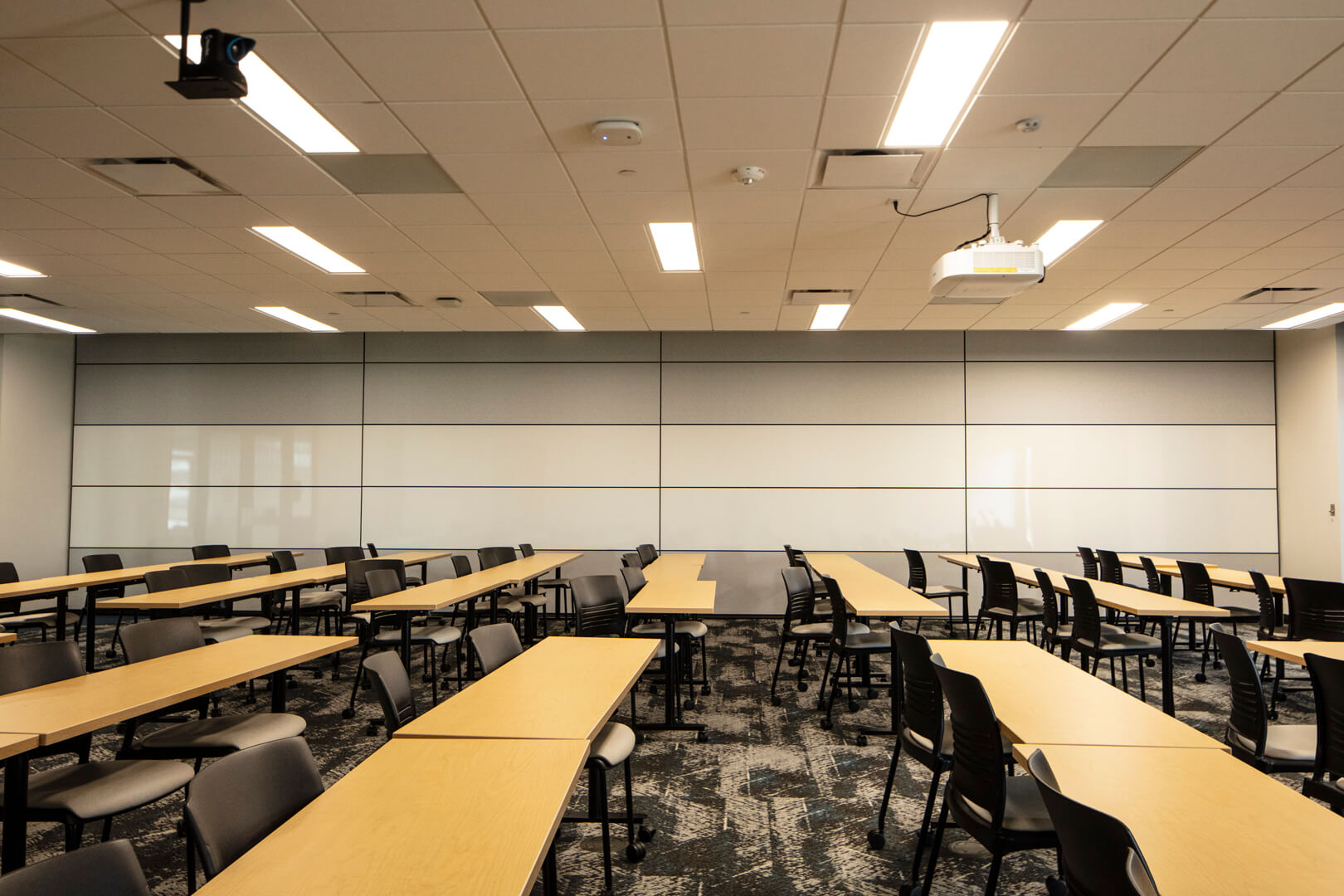 Des Moines Area Community College (DMACC) Urban Campus Student Center ...