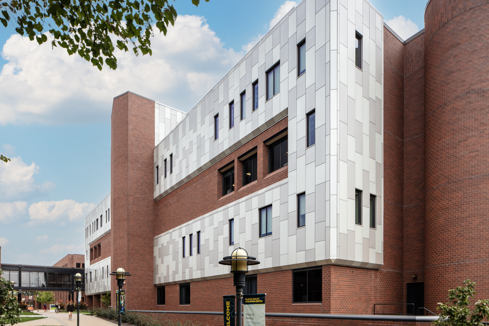 Johnson Community College Science Lab - SGH Concepts